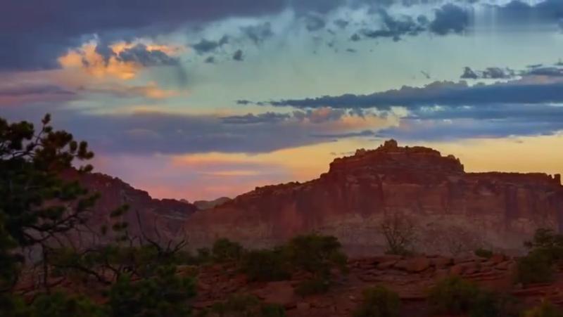 【美丽的银河与星辰大海，史诗般之旅-4K超清视频】 视频版权：Yosemite Channel- Barry Chall Films。,,,好看视频