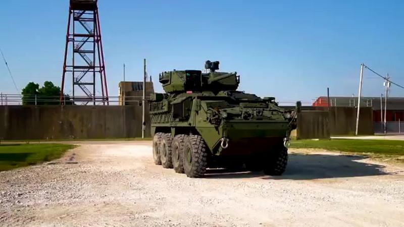 Stryker MCWS 宣传视频，着重展示了移动射击。不过由于车身本身就高，再加上一截无人炮塔，总担心这车在转弯时会翻车,军事,武器装备,好看视频