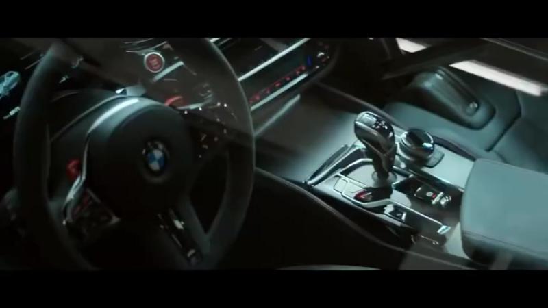 宝马M5 CS官方宣传片子，与历史的交汇融合#宝马M5#,汽车,汽车广告,好看视频